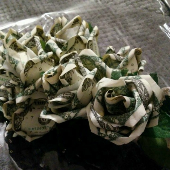 Handmade | Accents | Money Roses Dollar Rose Money Bouquets | Poshmark